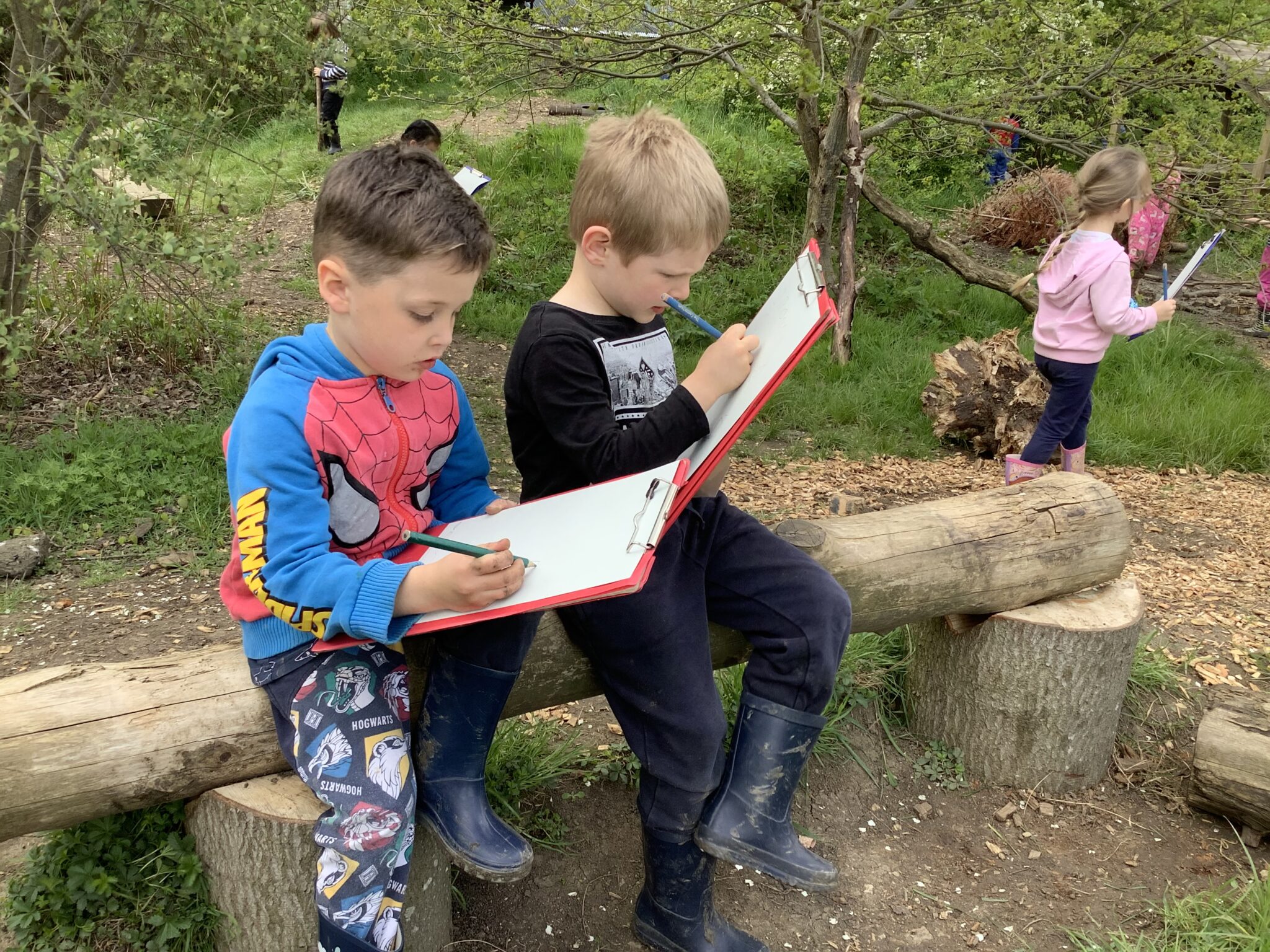 Outdoor Learning - Reception - Woodmancote School